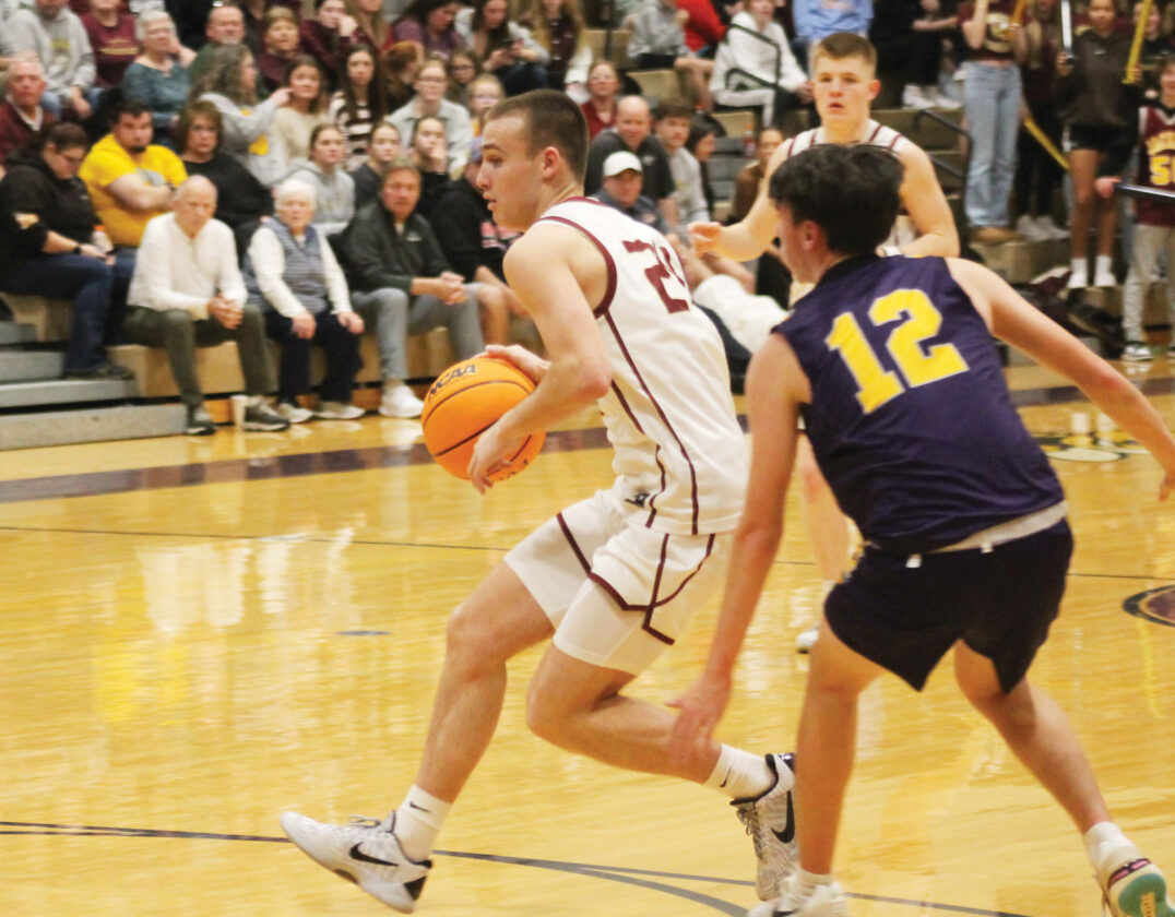 Parker Schramm dunks twice, ’Jackets hold off scrappy Blue Devils ...
